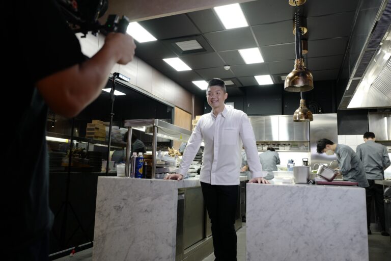 Liz 專欄 / 蔬食 fine dining 的可能性？JL Studio Jimmy 主廚的實驗 - Taster 美食加