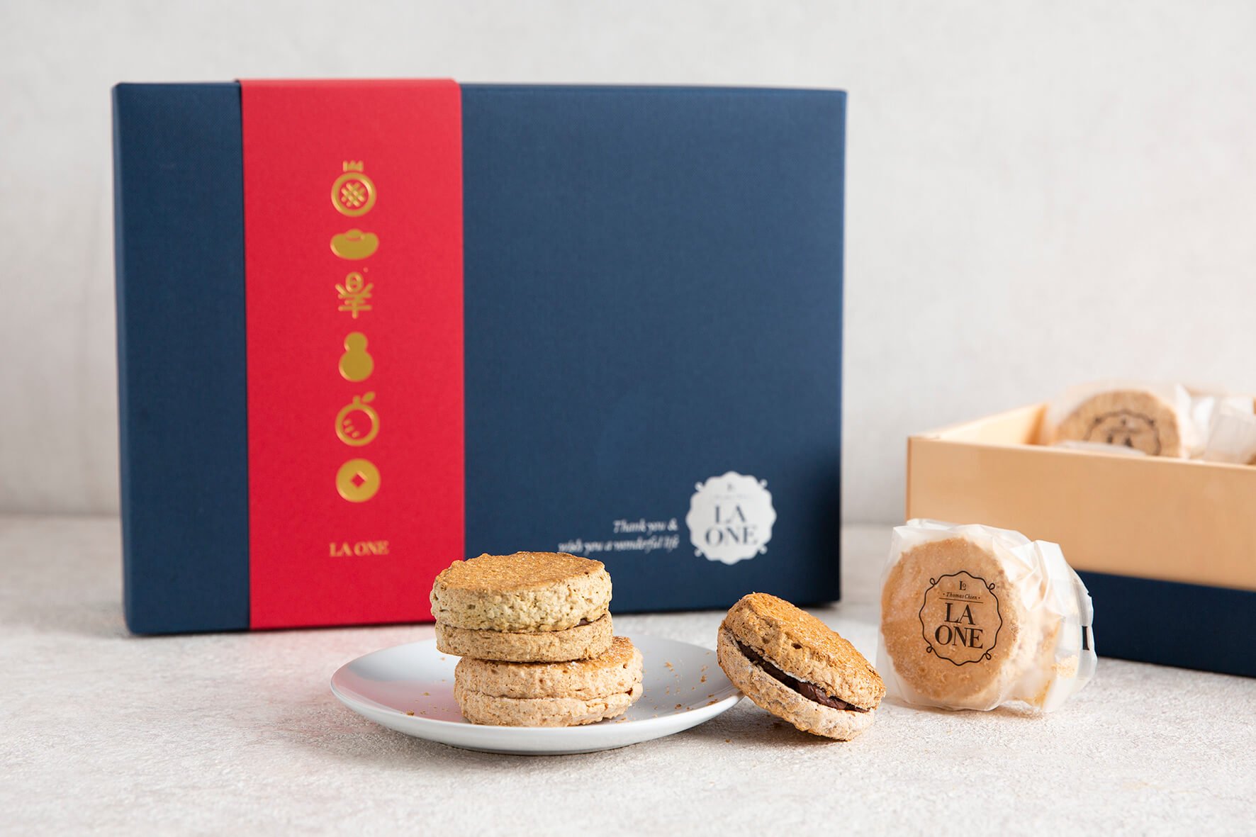 LA ONE 糕點禮盒春節新裝 私房年菜輕鬆覆熱上桌 - Taster 美食加