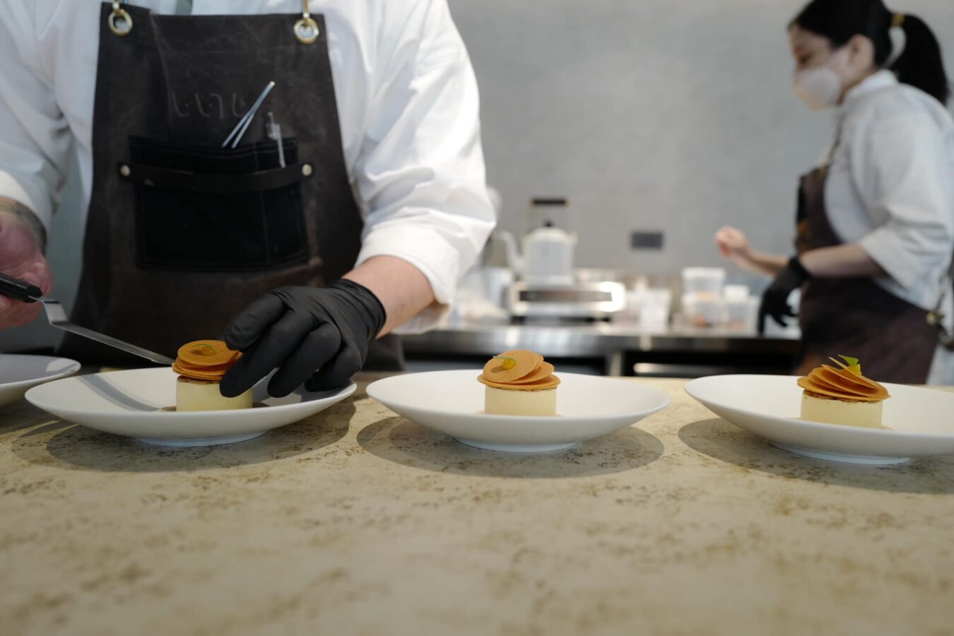 Liz 專欄 / 栗林裏以 fine dining 創作精神 挑戰全新概念甜點 - Taster 美食加